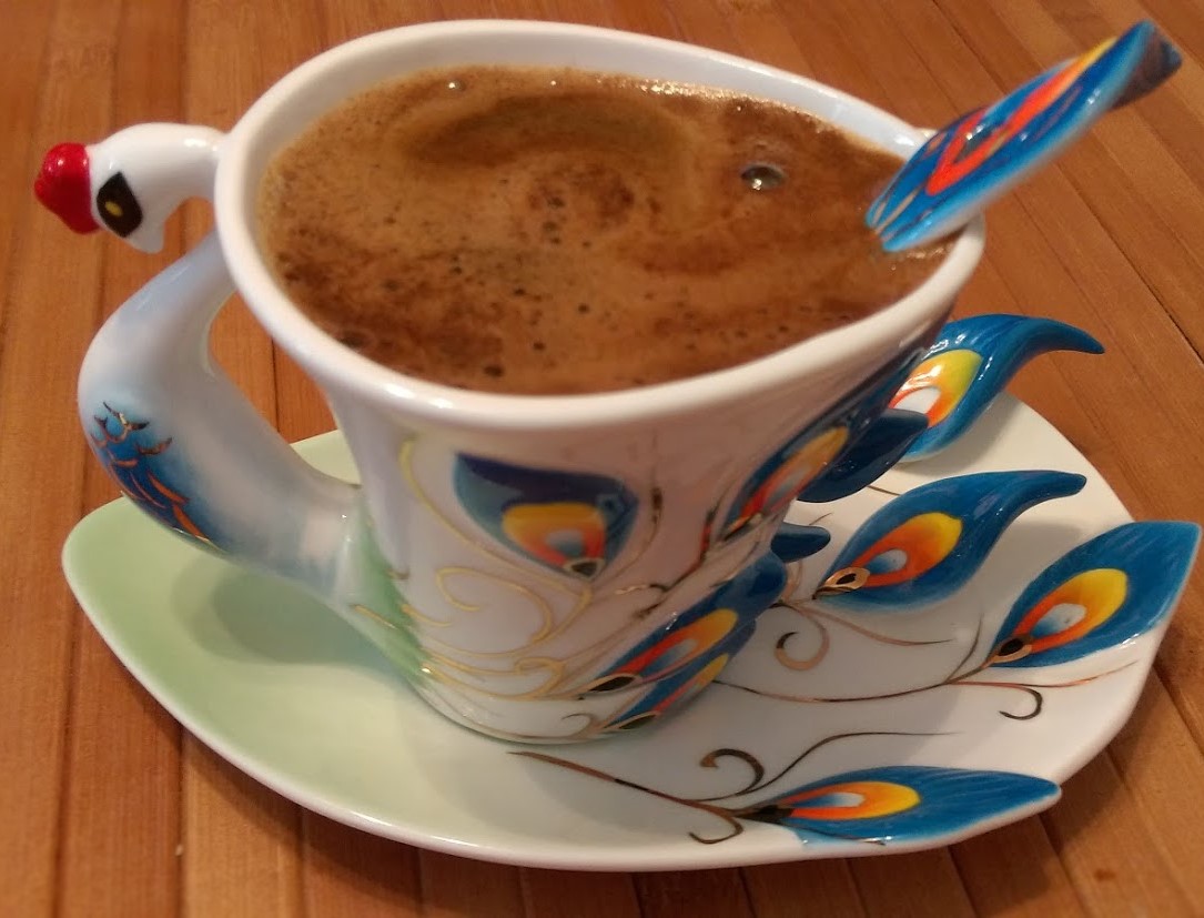Cafeaua de luni – VIAȚĂ CU AROMĂ DE CAFEA