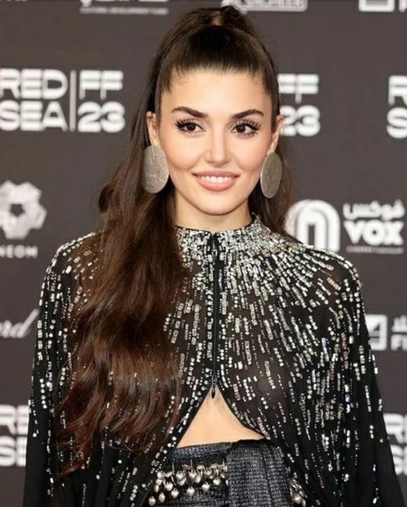 Barış Arduç şi Hande Erçel vor fi parteneri de film – VIAȚĂ CU AROMĂ DE ...